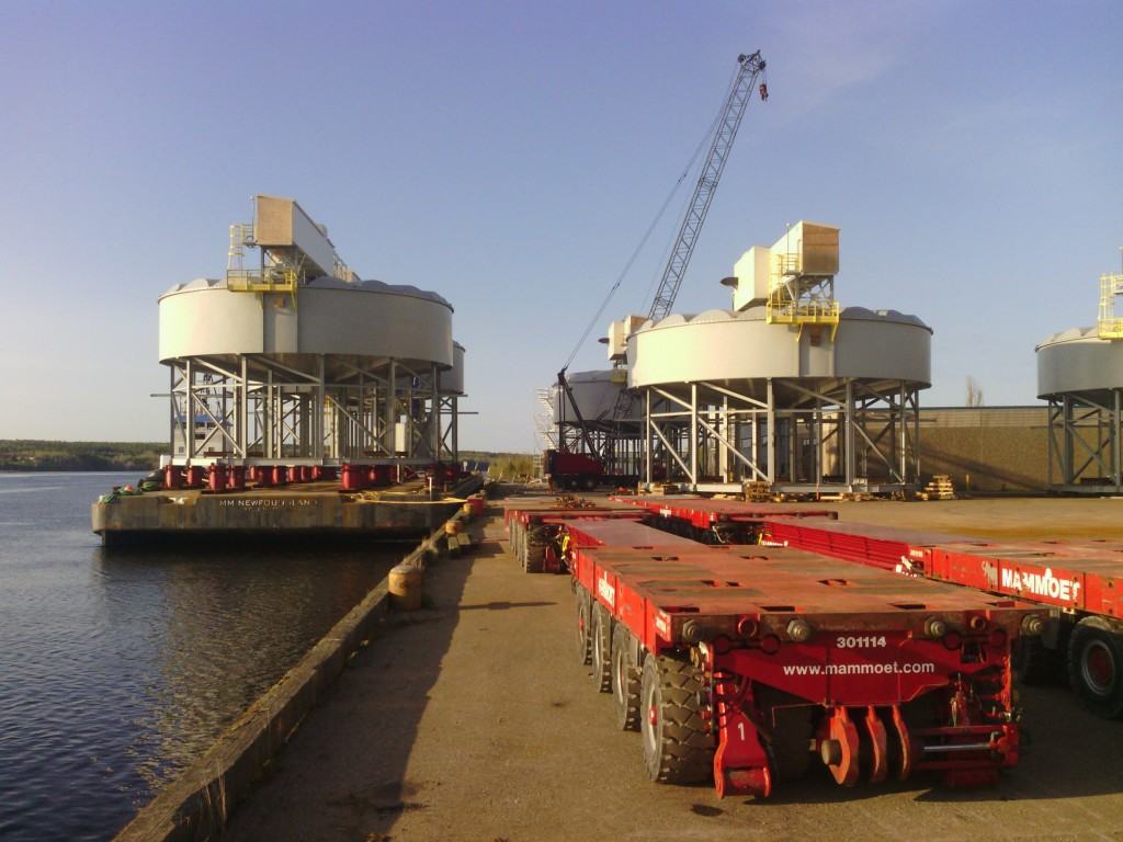 Thickener-tanks-with-interior-rubber-lining - Rubber Lined Tank Experts ...